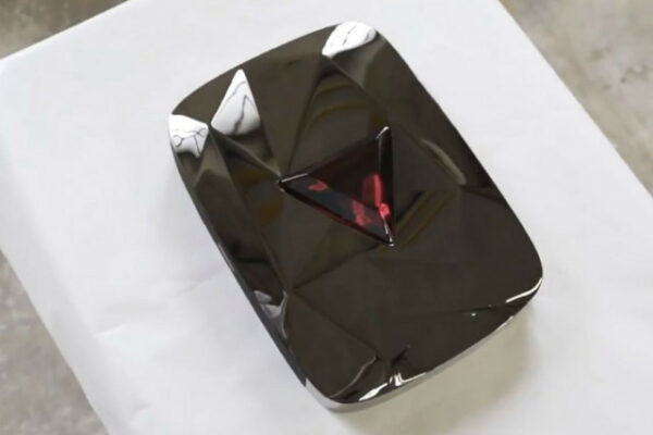 Inilah 5 Tingkatan Play Button Youtube Yang Harus Dimiliki Youtuber ...