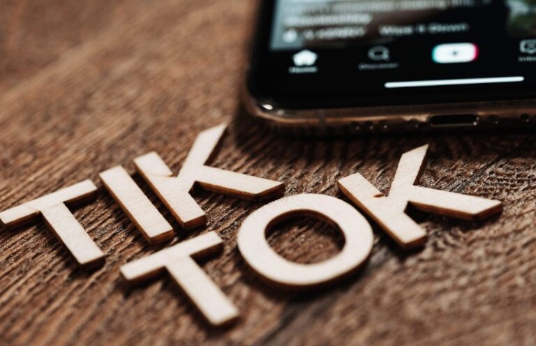 7 Dampak Negatif Tiktok Yang Perlu Diketahui | Jasa Sosial Media ...